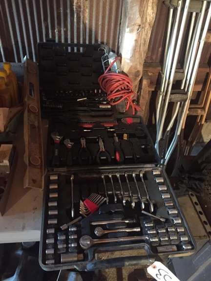 Durabuilt tool set - Wolfe Auction & Realty, LLC