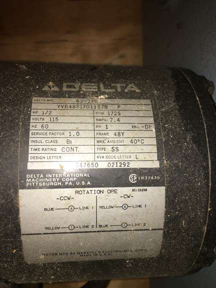 Delta 16" Motorized Band Saw - Wolfe Auction & Realty, LLC