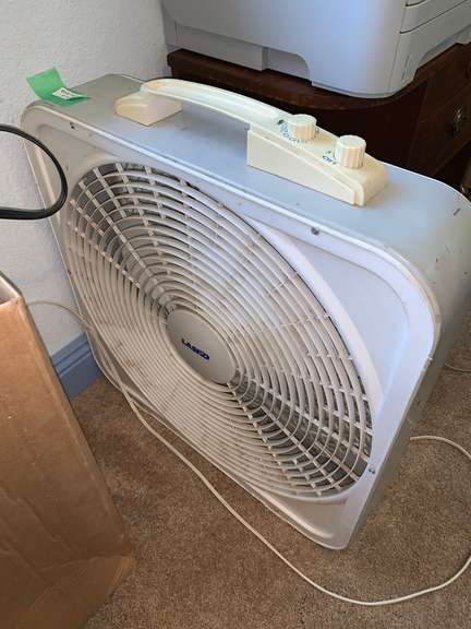 Lasko Box Fan - Wolfe Auction & Realty, LLC