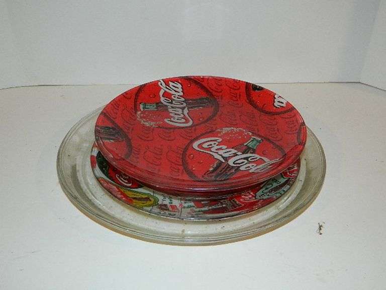 Coca Cola Plates - Wolfe Auction & Realty, LLC