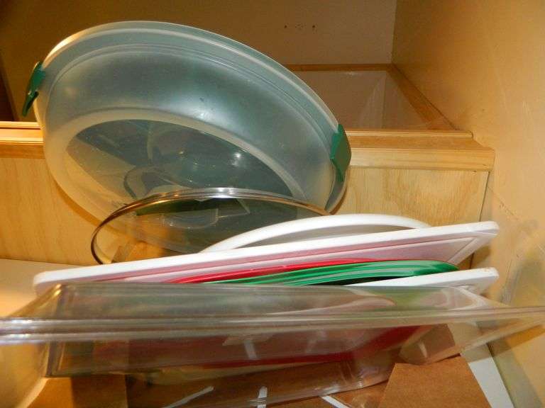 2 - Plastic Cutting Board, Plastic Portable Party Tray with Lid ...