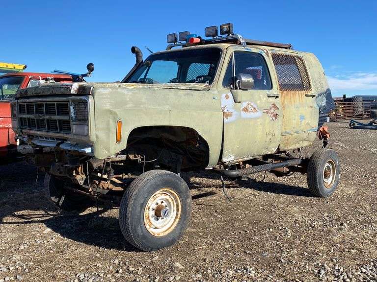1971 CHEV/GMC 1/2 TON -ALTERED VEHICLE - Wild Rose Auction Services
