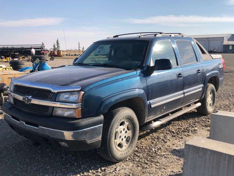 2006 CHEV AVALANCHE Z71 4WD - Wild Rose Auction Services
