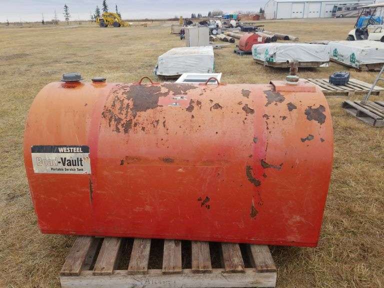 WESTEEL TIDY TANK 30" X 60" X 32" TALL - Wild Rose Auction Services