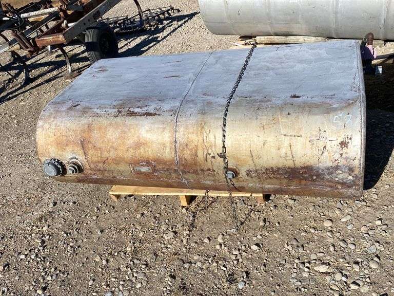 OVAL 4' X 6' 250 GAL FUEL TANK W/ FILTER, HOSE & NOZZLE - Wild Rose ...