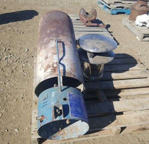 SUREFLAME CONSTRUCTION HEATER MODEL S300, SN 7653, PROPANE, 1 ROOF VENT - Wild Rose Auction Services