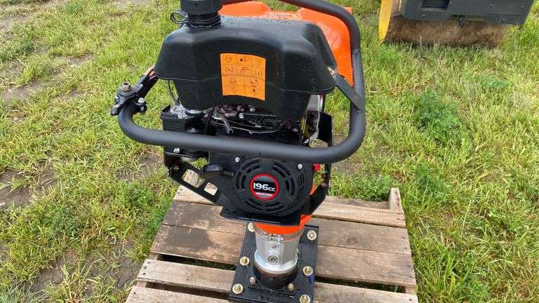 TMG VIBRATORY RAMMER JUMPING JACK - Wild Rose Auction Services