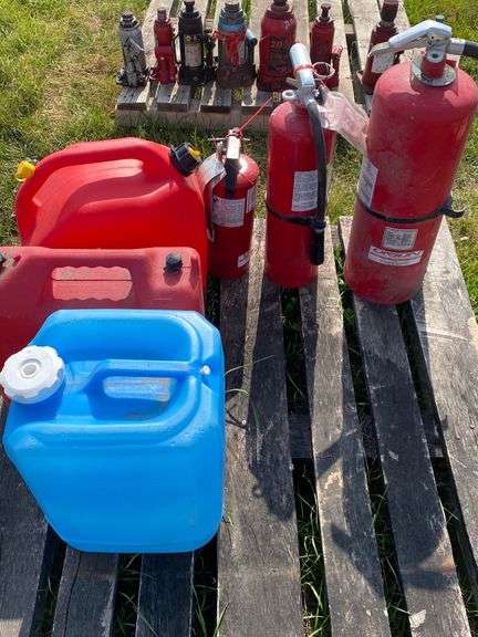 2 JERRY CANS, WATER JUG, 3 FIRE EXTINGUISHERS (ORION BRAND) - Wild Rose ...