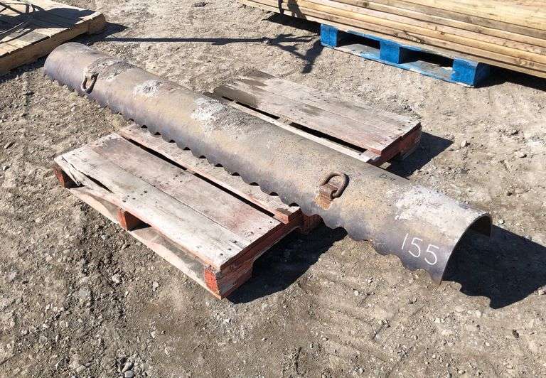 LAND LEVELER DRAG 8' L X 1' W - Wild Rose Auction Services