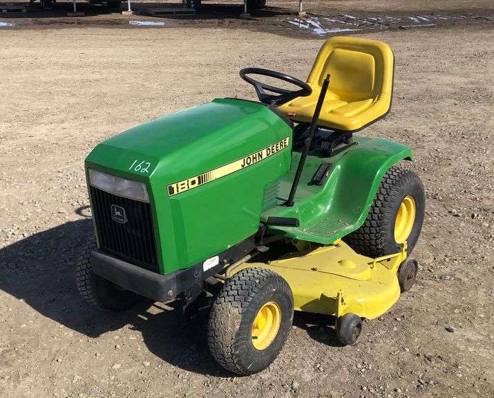 JOHN DEERE 180 RIDE ON LAWN MOWER - Wild Rose Auction Services