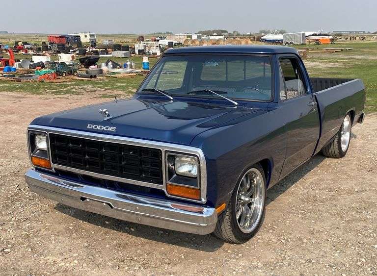 1983 DODGE D100 LONG BOX - Wild Rose Auction Services