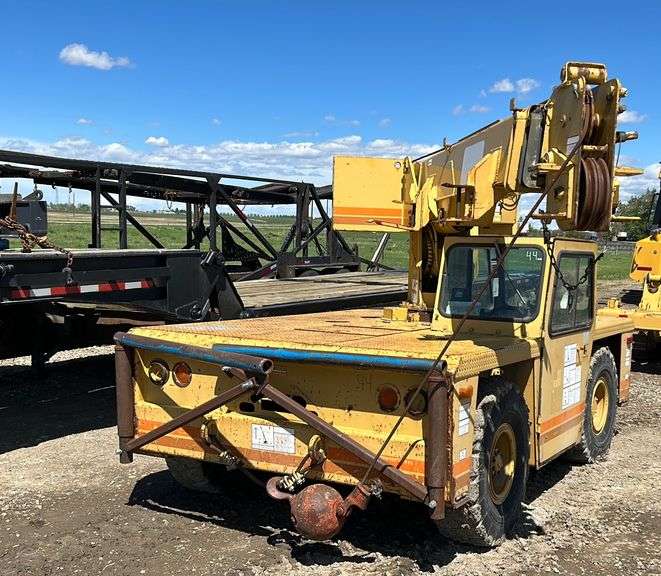 GROVE CRANE AP308, MODEL AP308 - Wild Rose Auction Services