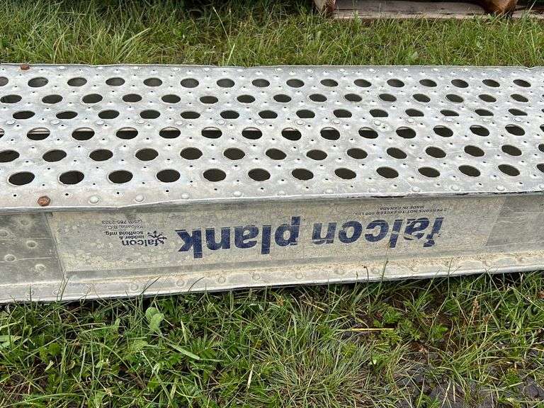 FALCON PLANK LADDER SCAFFOLD PLATFORM. 24' WITH 3000 LB MAX. - Wild ...