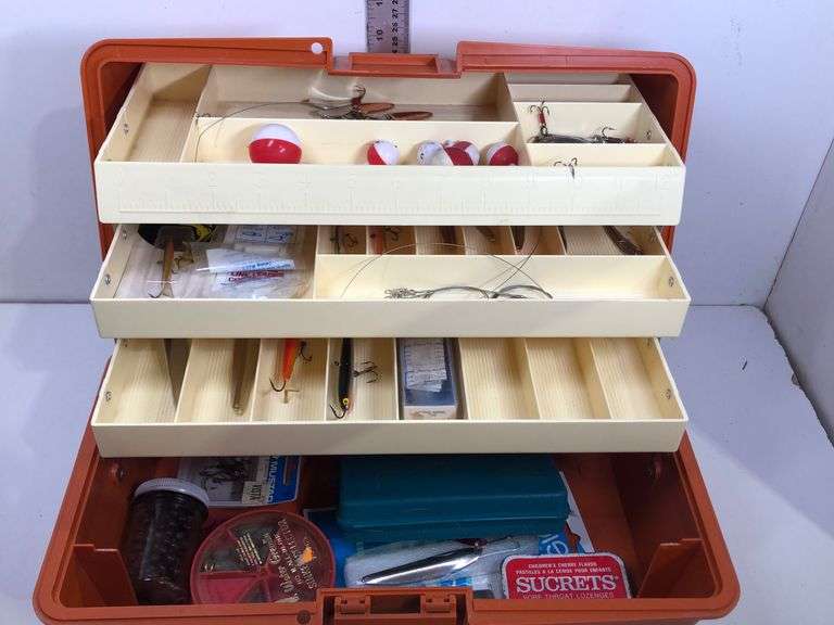 OLD PAL/WOODSTREAM 1560 TACKLE BOX W/ MISC. FISHING ACCESSORIES, Approx ...