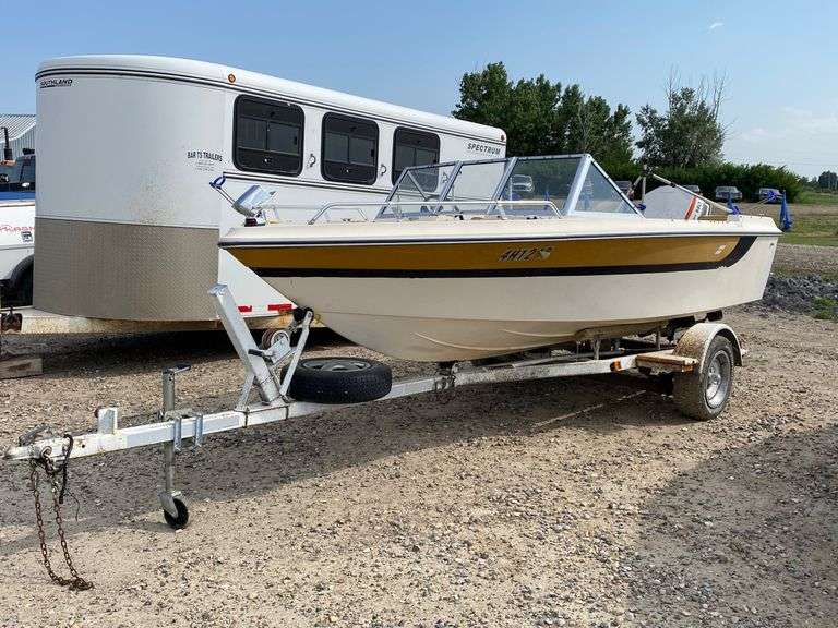 1978 STARCRAFT BOAT C/W MIDWEST TRAILER - Wild Rose Auction Services