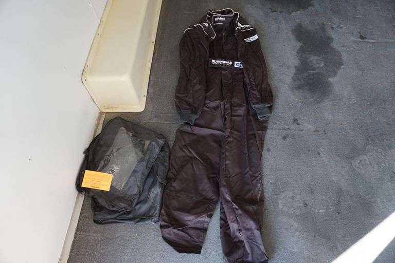 Ultra shield racing suit - World Wide Auction Inc