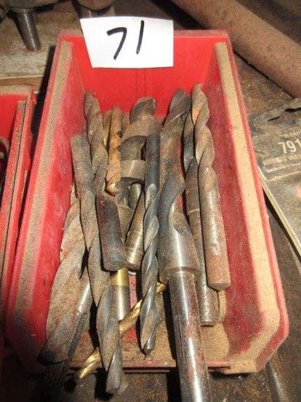 LOT OF LARGER DRILL BITS - World Wide Auction Inc