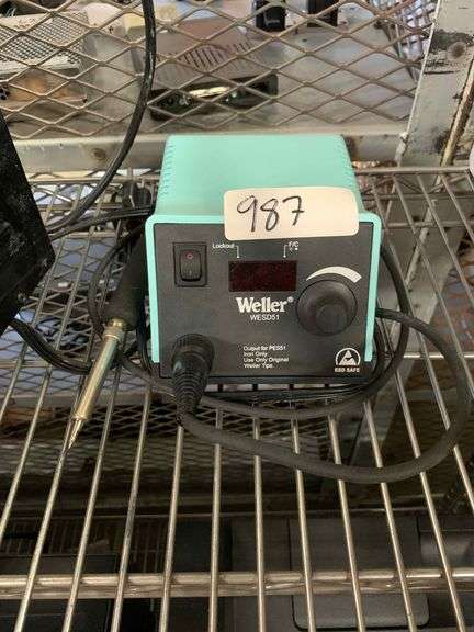 WELLER WESD51 SOLDERING STATION - World Wide Auction Inc