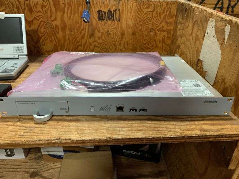 COMMSCOPE RMC1900 ION-M BAND RECIEVER MULTICOUPLER - World Wide Auction Inc