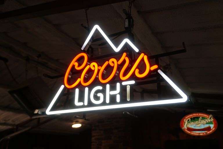 Coors Light Neon sign - World Wide Auction Inc