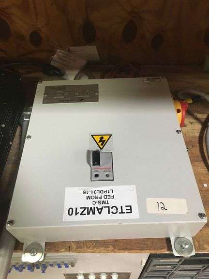 EDWARDS Y14204000 ELECTRICAL CONTROL BOX - World Wide Auction Inc