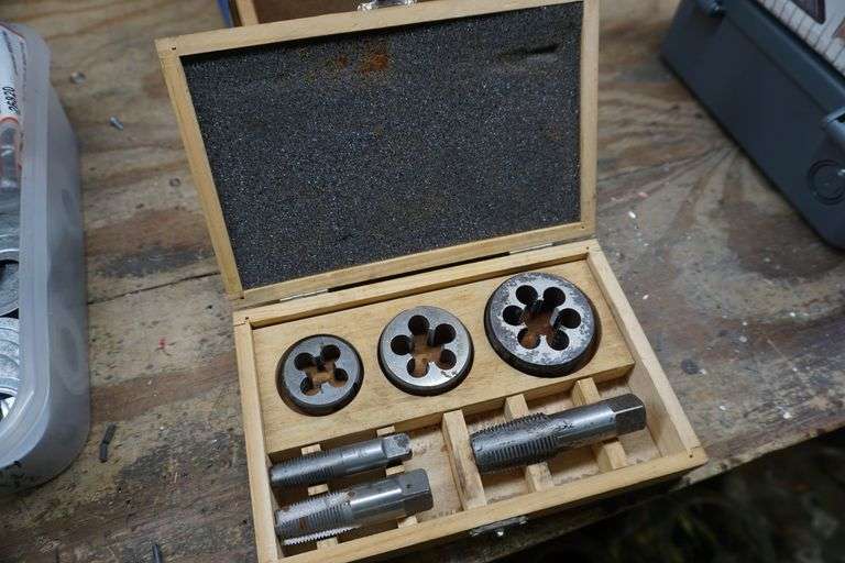 Tap and dye set - World Wide Auction Inc