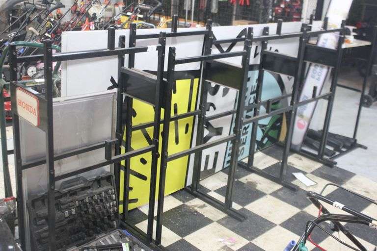 HONDA LAWNMOWER DISPLAY RACKS - World Wide Auction Inc