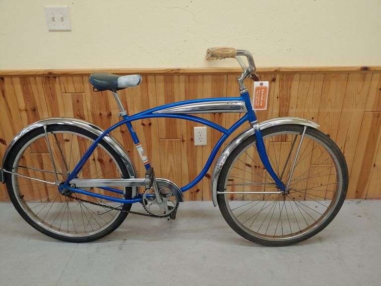 Schwinn American Streamline Bicycle - W. Yoder Auction