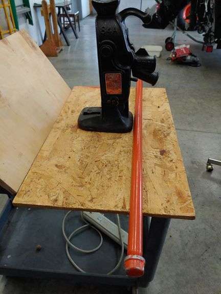 Simplex No 84A 5 ton iron jack - W. Yoder Auction