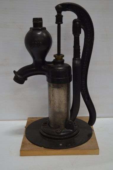 Beatty Bros Well Pump - Yorkton Auction Centre