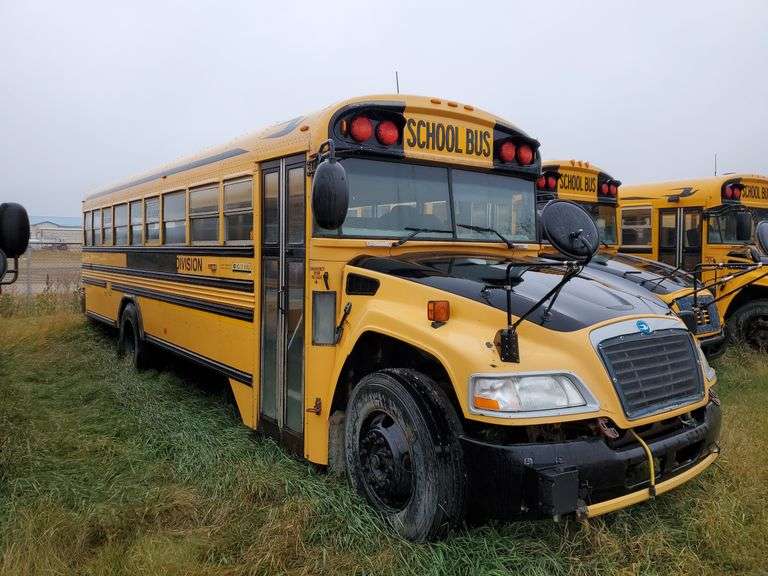 2009 Bluebird School Bus (Melville) 2009 BLUE BIRD BB Conventional ...
