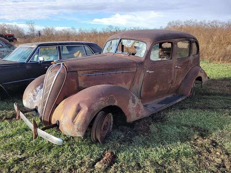 1937 Hudson Terraplane Sedan - Yorkton Auction Centre