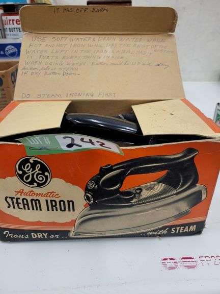 Vintage steam iron - Yorkton Auction Centre