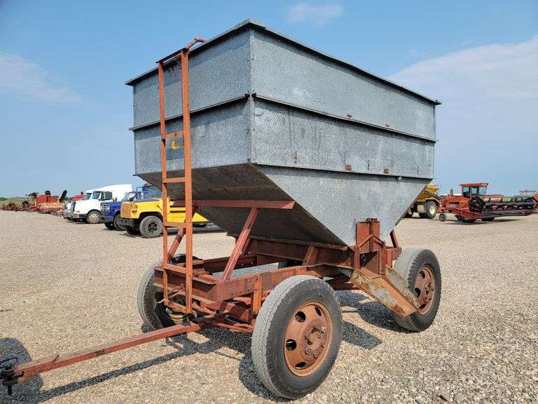 Hopper Box - Yorkton Auction Centre