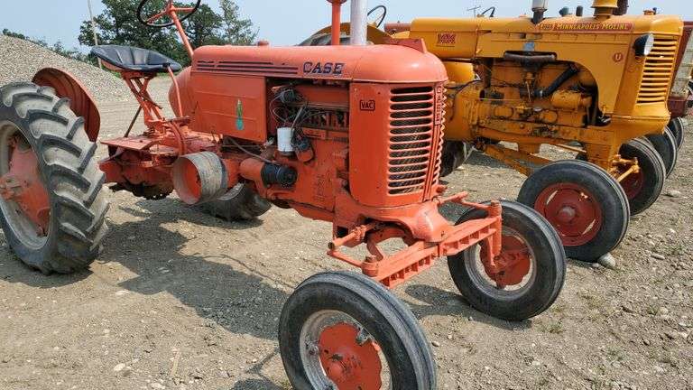 Case VAC Tractor - Yorkton Auction Centre