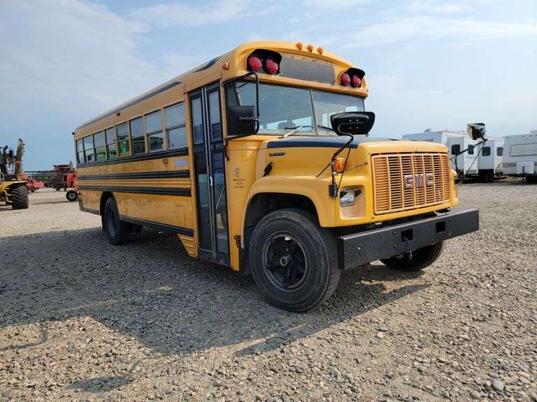 2000, BLUEBIRD BUS, Bus - Yorkton Auction Centre