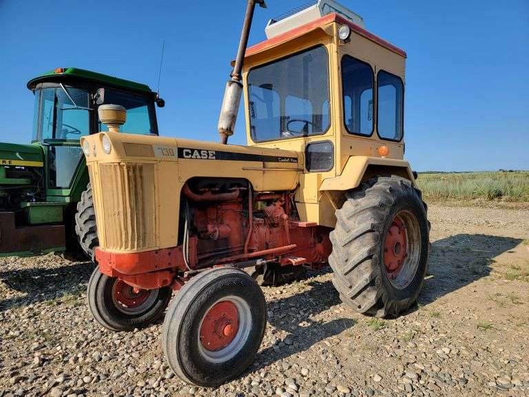 Case 730 Tractor - Yorkton Auction Centre
