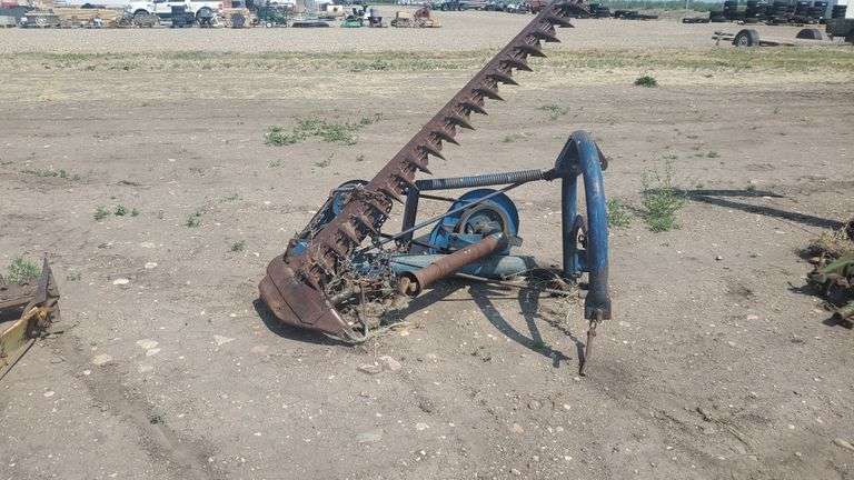 Three point hitch sickle mower blue - Yorkton Auction Centre