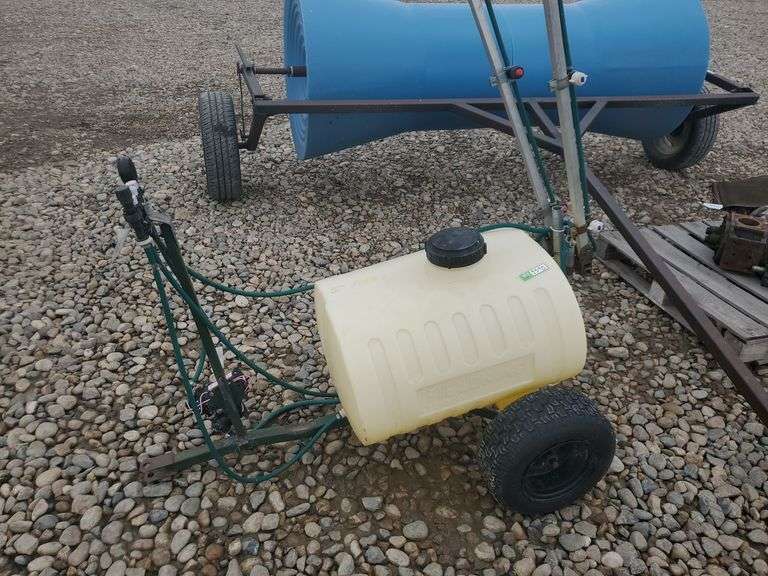 Field King estate sprayer - Yorkton Auction Centre