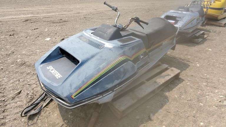 John Deere Sportfire - Yorkton Auction Centre