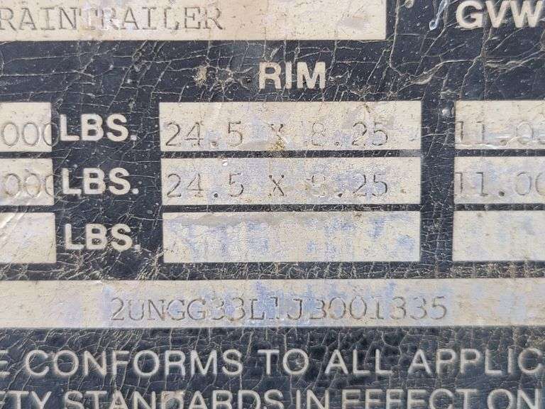 1988 Univision 33 Ft. Grain Trailer - Yorkton Auction Centre