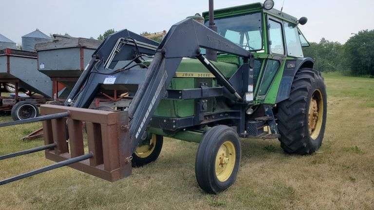 1967 John Deere 4020 Leon 700 loader - Yorkton Auction Centre