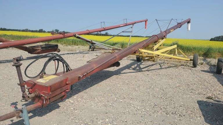 Farm King 10 by 6 ft spring auger with PTO - Yorkton Auction Centre
