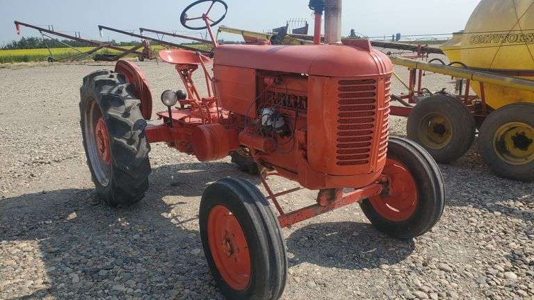 1948 VA Case Tractor - Yorkton Auction Centre