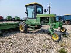 John Deere 2420 Swather - Yorkton Auction Centre