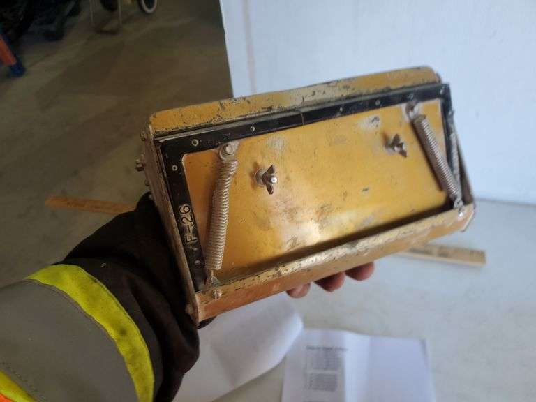 10 in tape Tech mud box - Yorkton Auction Centre