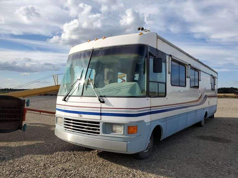 1997 Dolphin motorhome - Yorkton Auction Centre