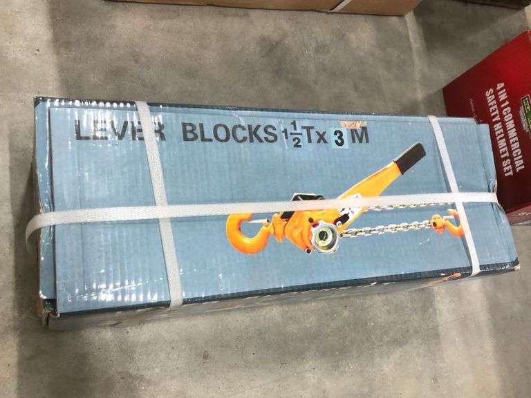 Lever Blocks 1.5 Ton - Yorkton Auction Centre