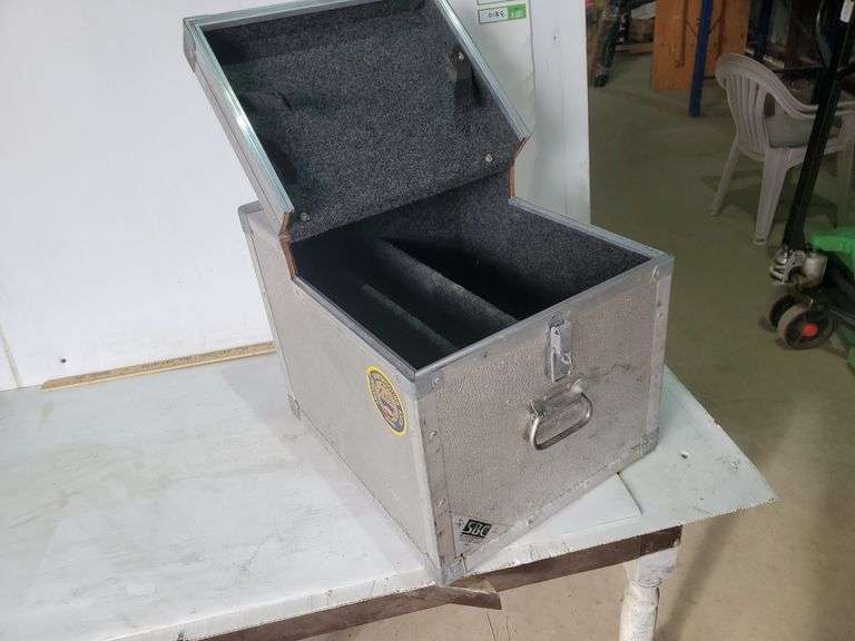 Trap shooting container - Yorkton Auction Centre