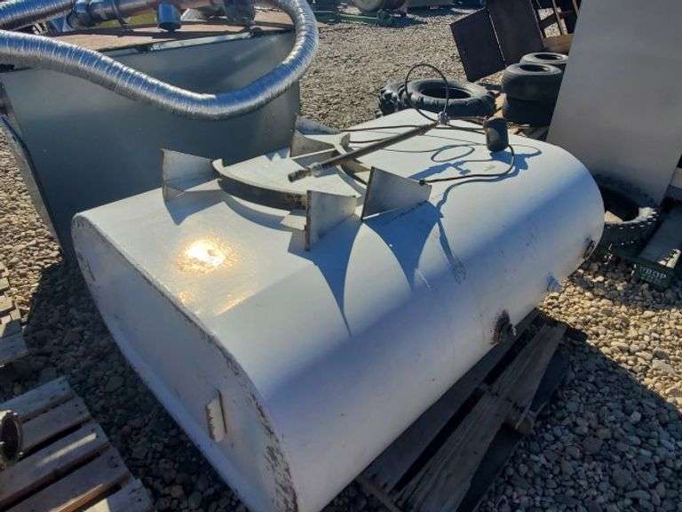 Diesle Fuel Furnace Tank with Stands - Yorkton Auction Centre